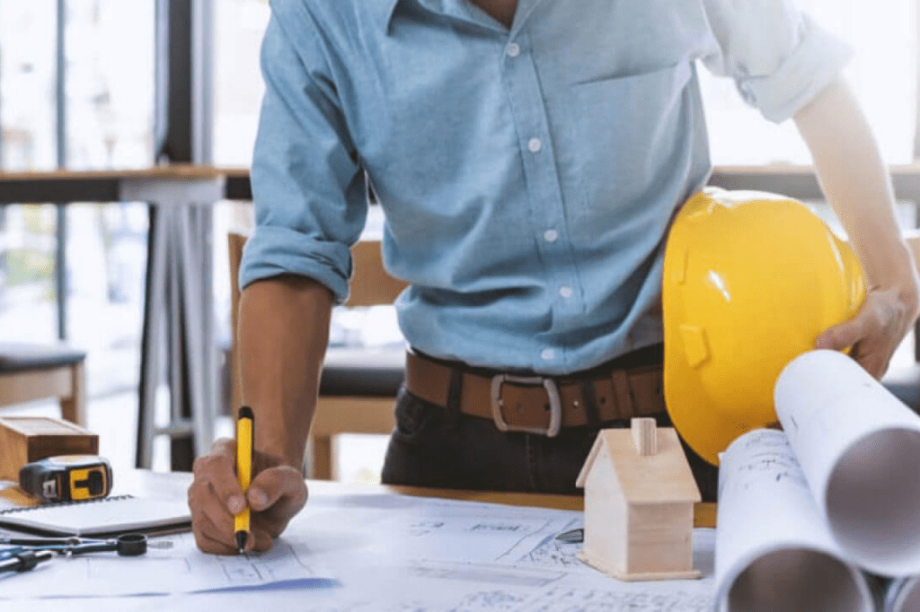 When to DIY Versus Hiring a Professional Contractor | Sebring Design Build
