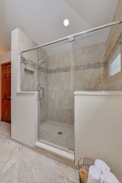 Shower Sizes: Your Guide To Designing The Perfect Shower | Sebring ...