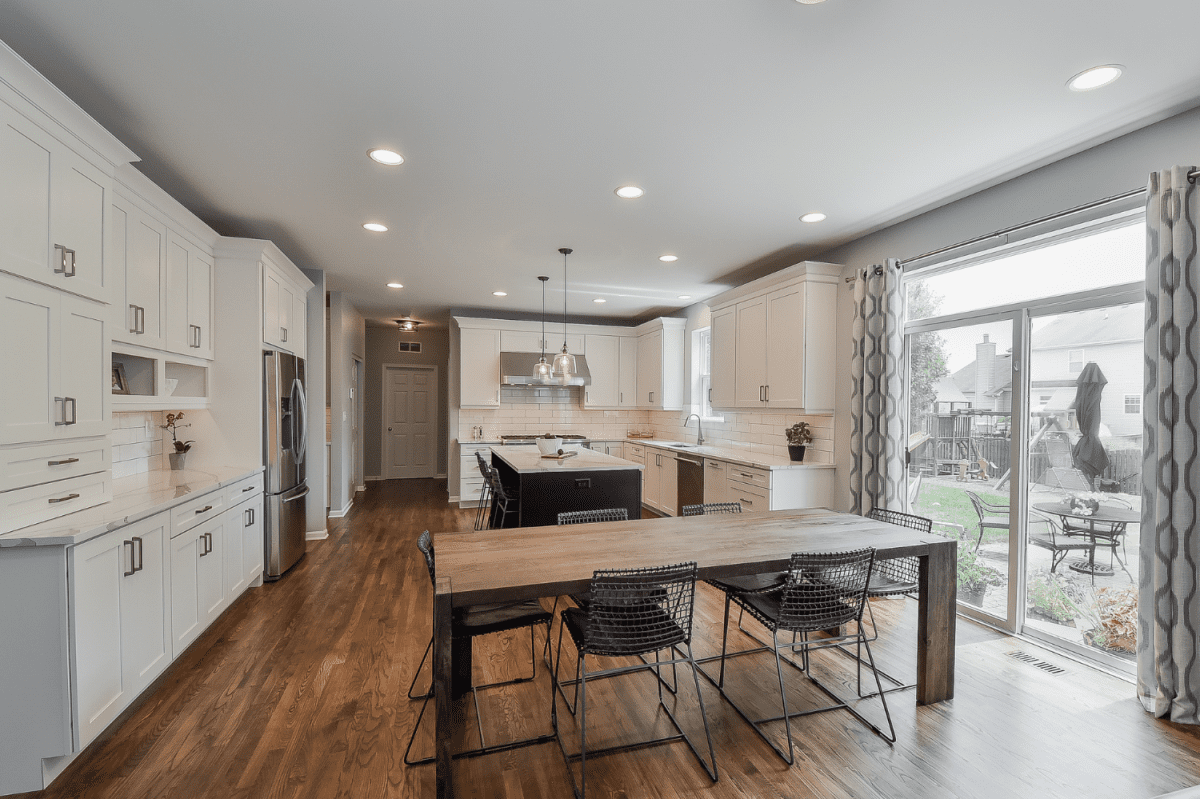 Modern Vs. Traditional: Which Kitchen Style Is Right for You? | Sebring ...